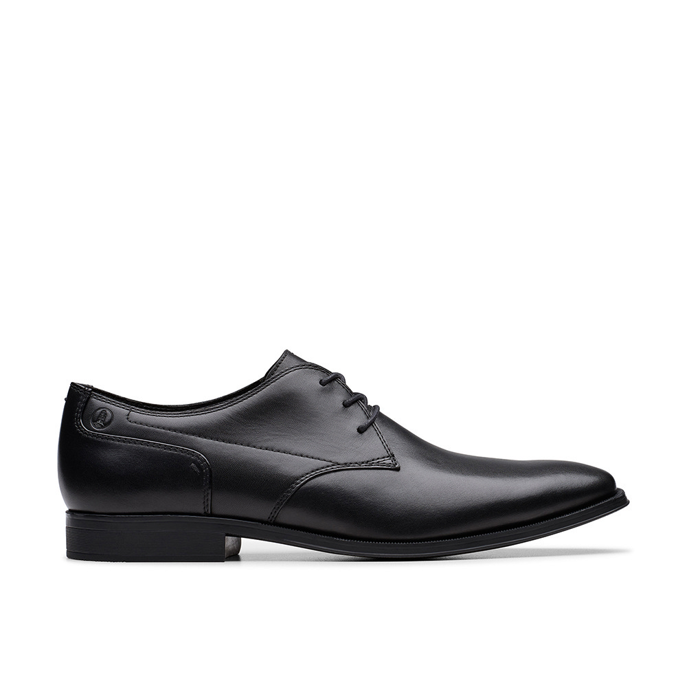 最新商品頁 - Clarks