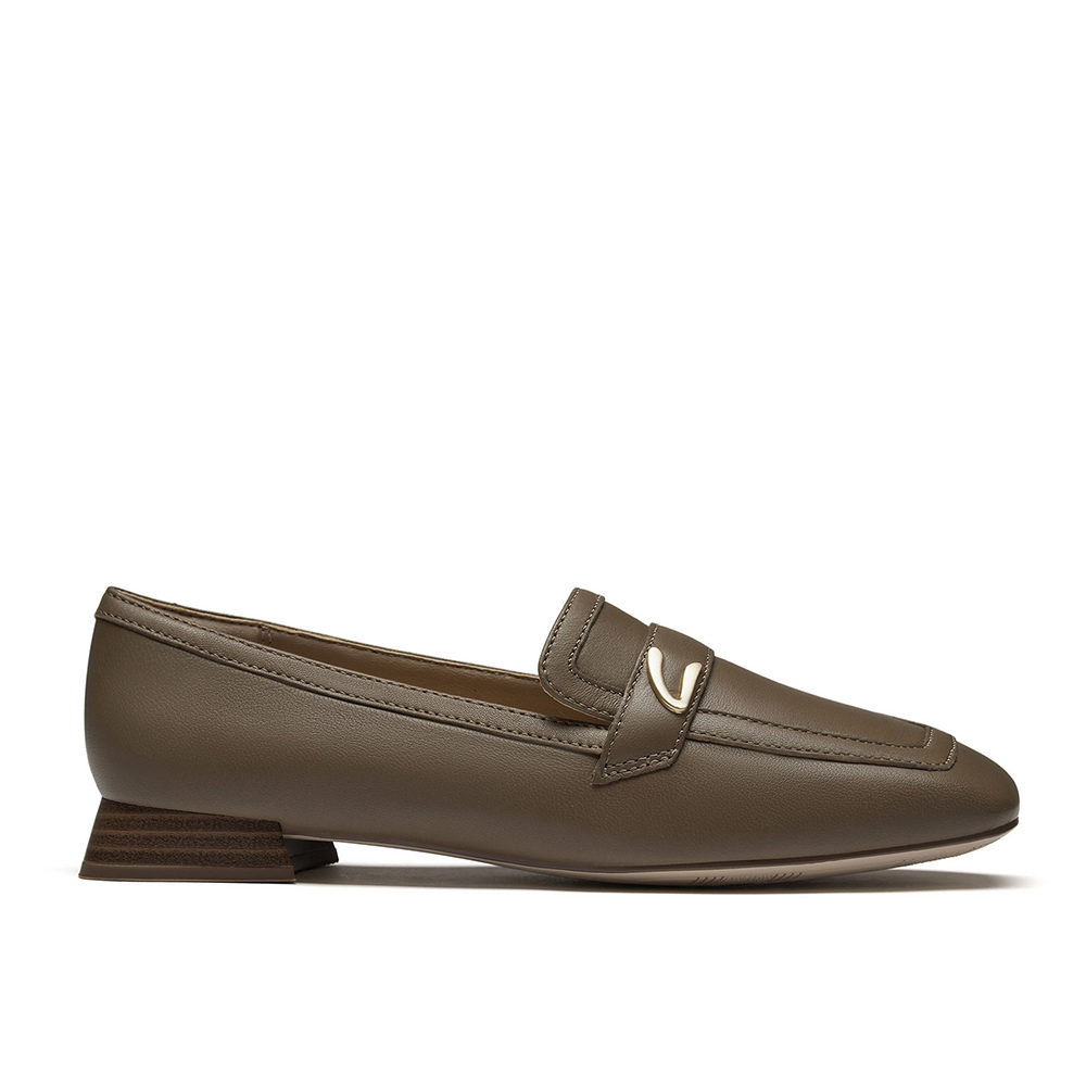 最新商品頁 - Clarks